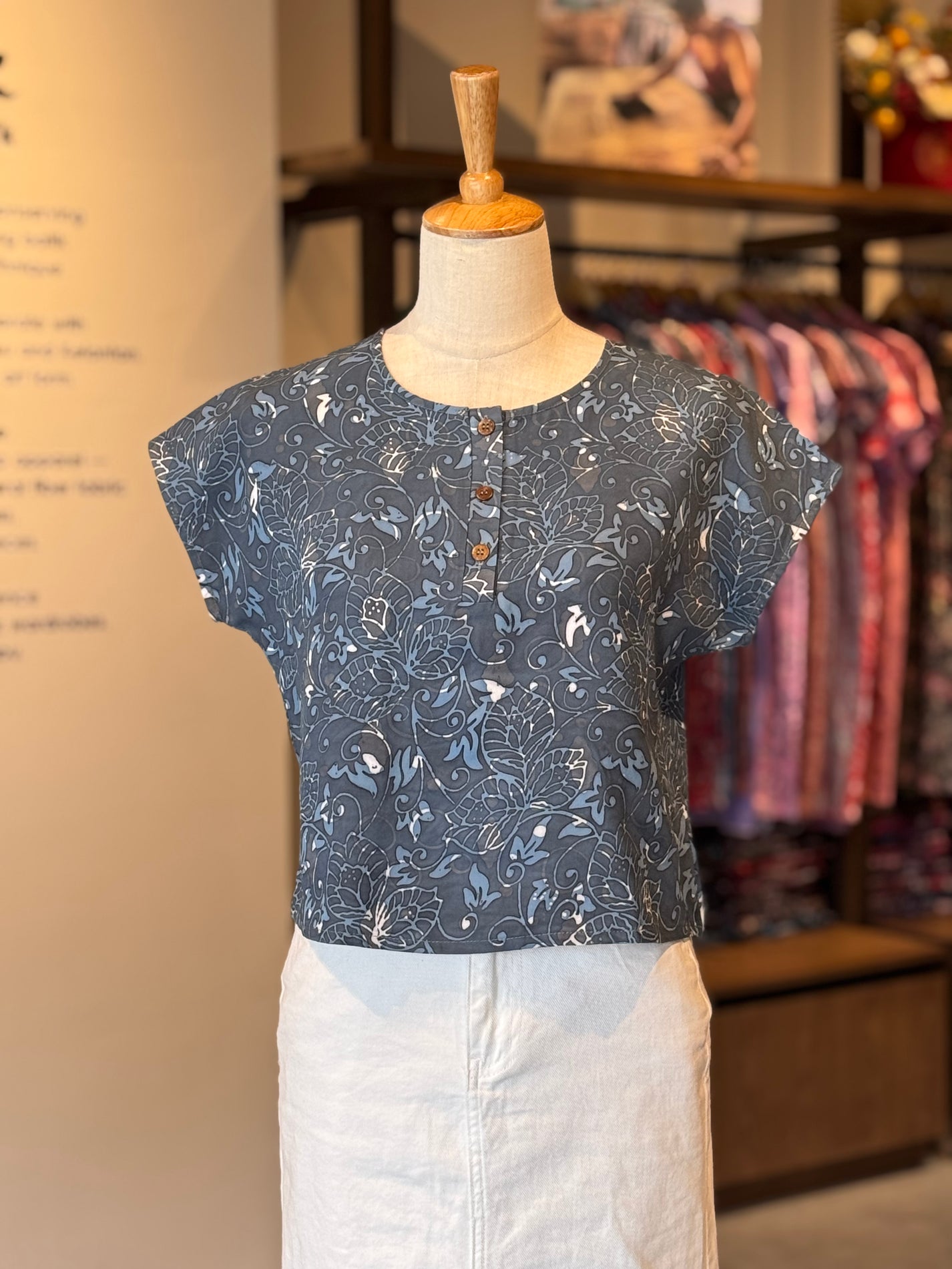 Suzy Top 13 - Mek Flore – Chantek Batik